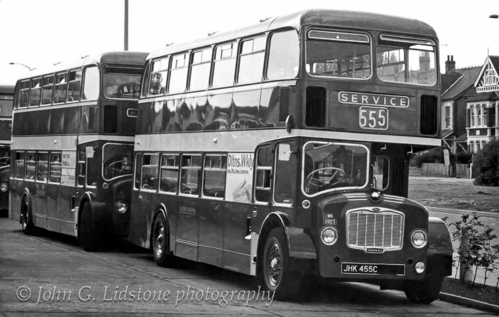 Over onze Bristol Lodekka Dubbeldekker bussen | Dubbeldekkerdiner.nl